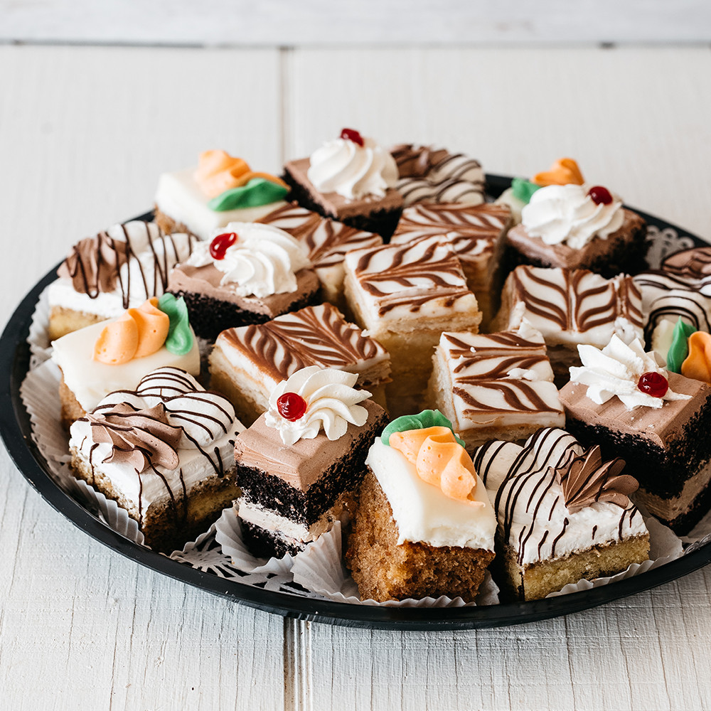 Small Cake Tray Sizes At Madison Calder Blog