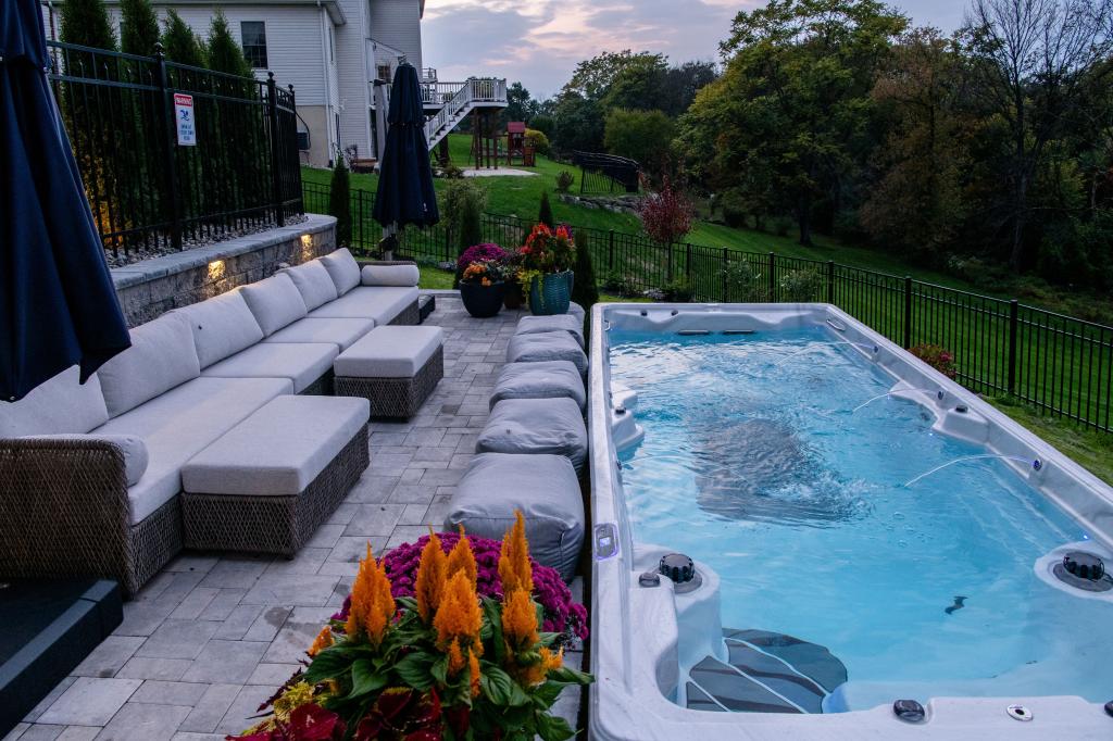 MTZ Pools and Spas | Hot Tubs Swim Spas Springville, NY | PDC Spas
